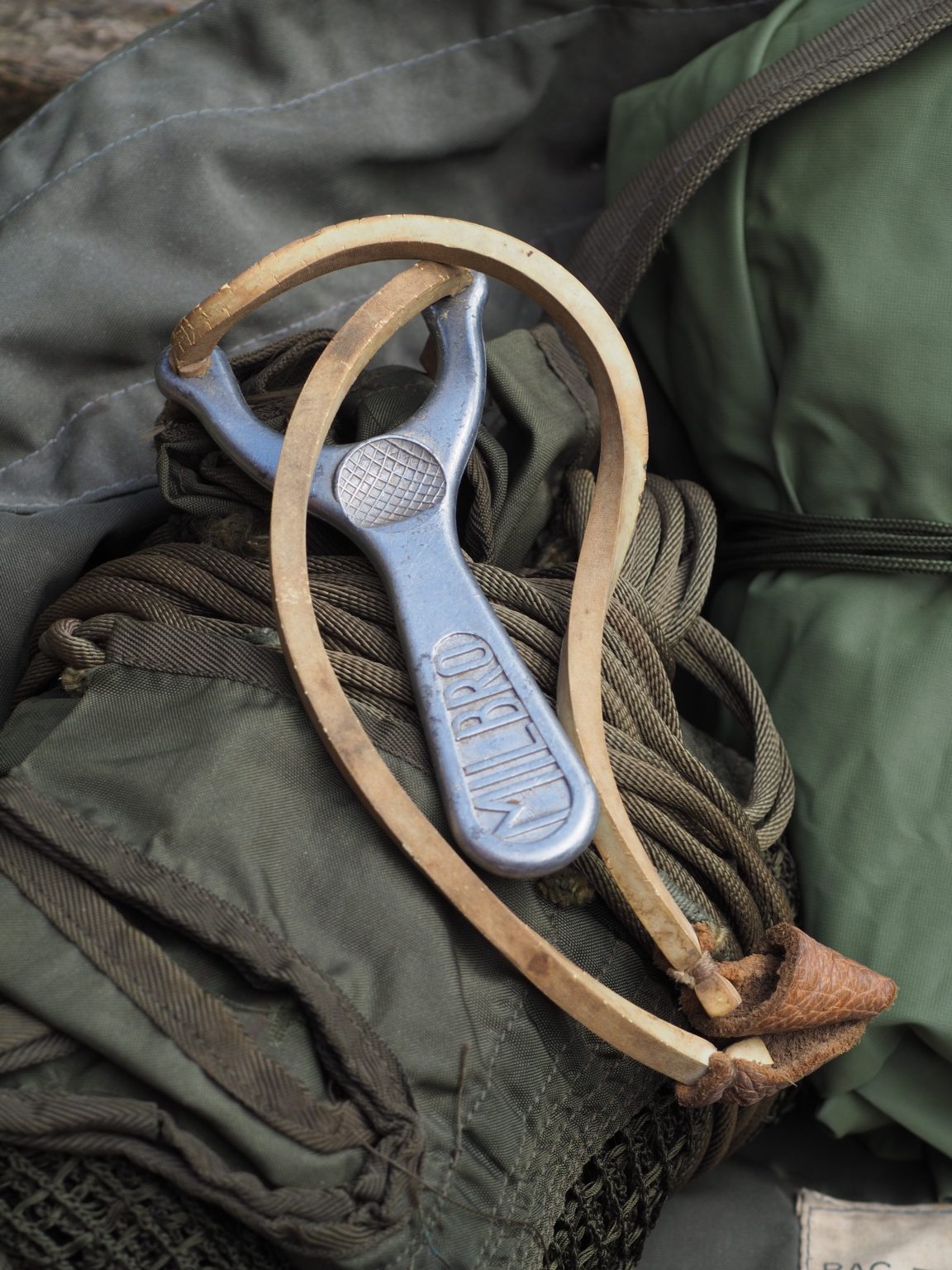 The SAS Milbro - The Jungle Survival Catapult - Slingshot World